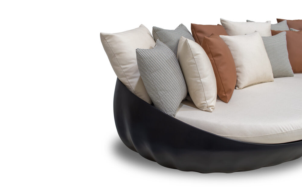 Pearl Sofa - Myface